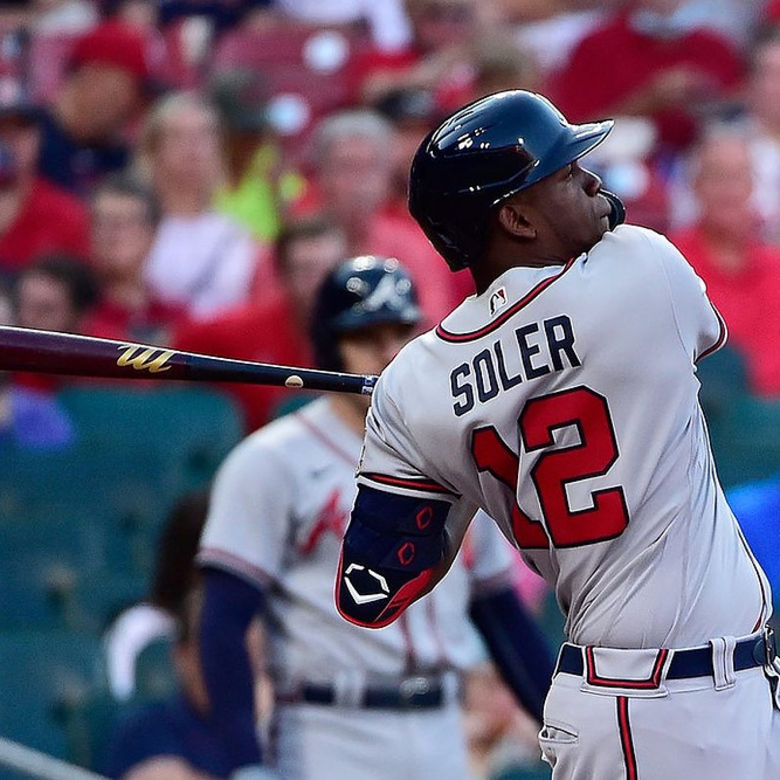 Soler dispara jonrón en su primer turno en una Serie Mundial y fija ...