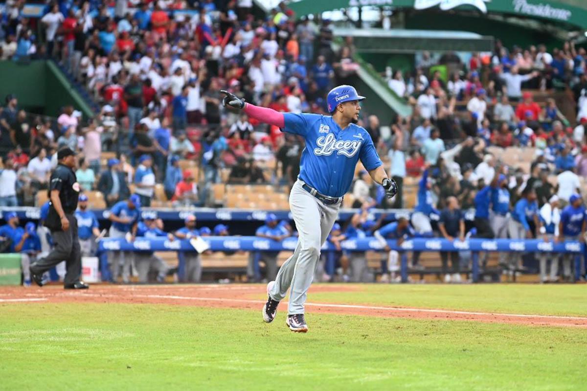 Ramón Hernández regresa con Acereros en México