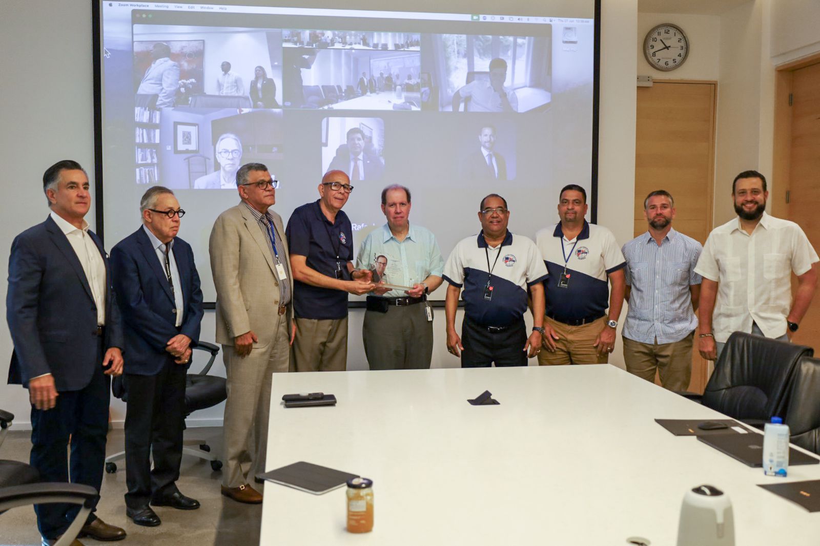 Felipe Vicini agradece dedicatoria de la Copa Panamericana de Voleibol ...